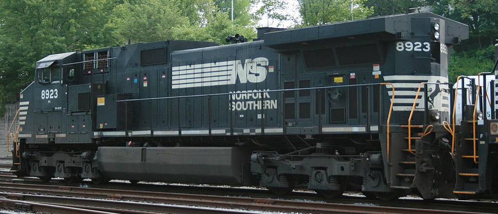 NS 8923